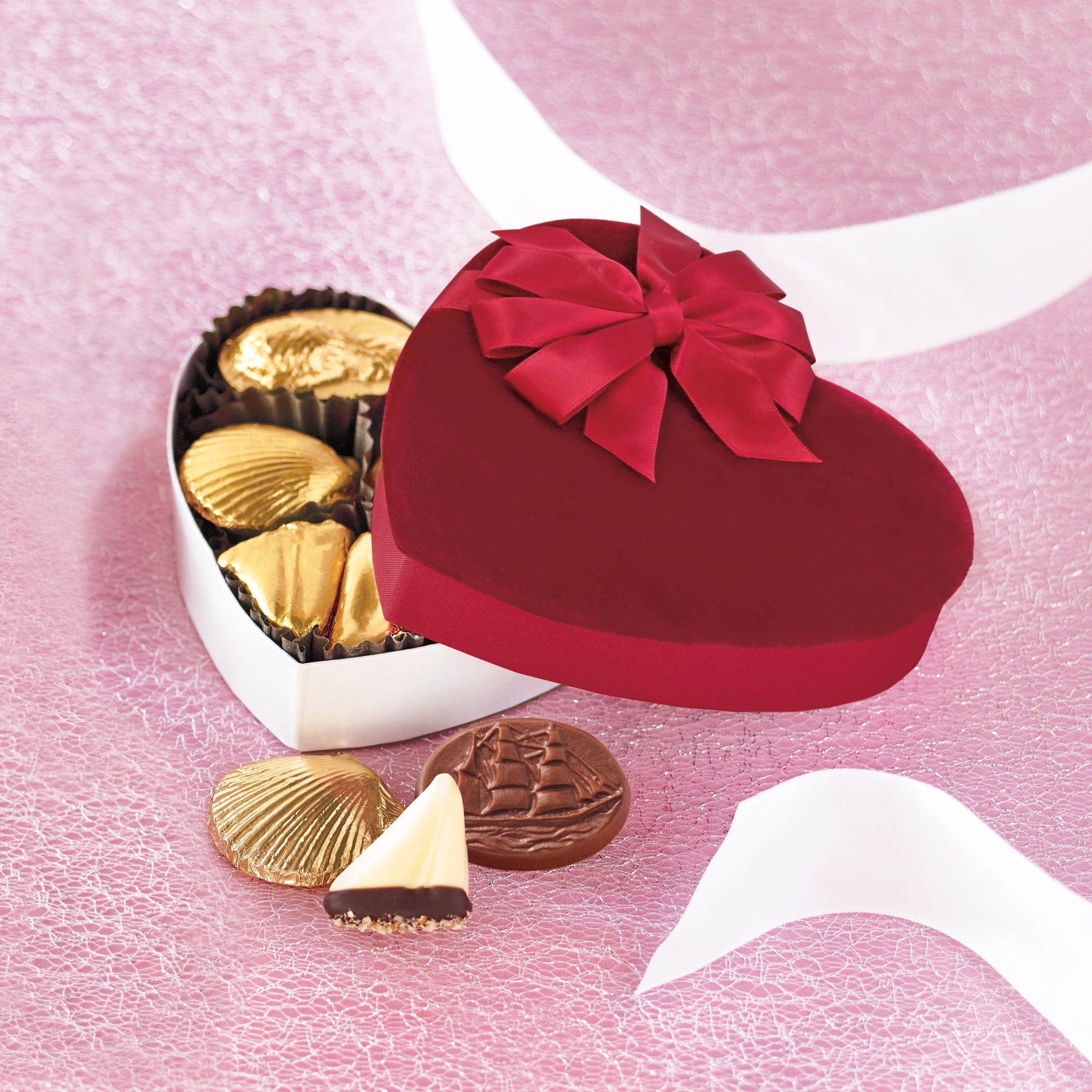 Harbor Sweets Chocolate Red Heart Box 12 pcs. | Trophy Blooms